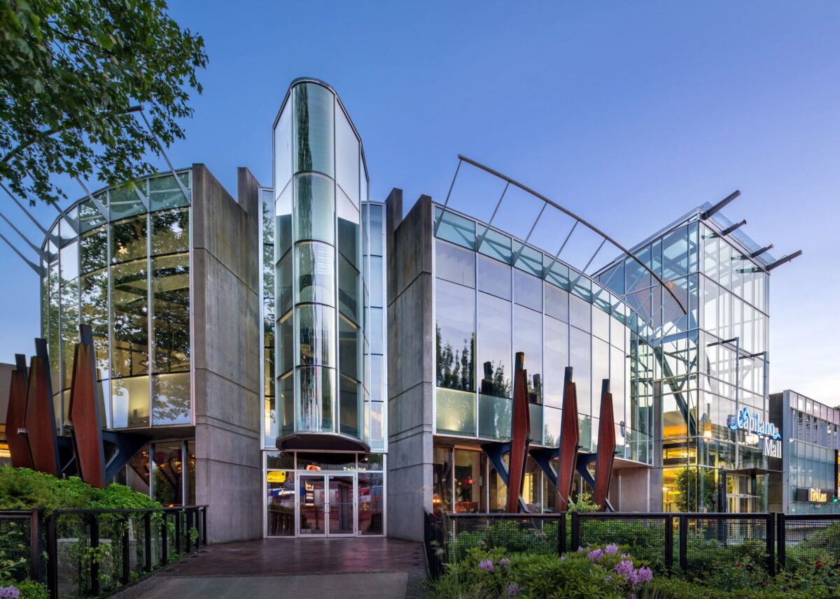 Capilano Mall – WestVancouver.com – West Vancouver, BC